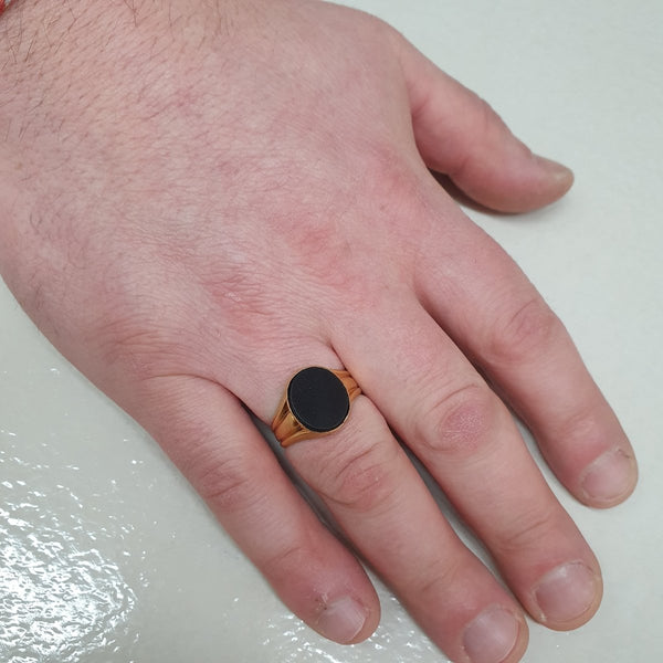 Klackring med oval onyx sten - Smyckesbanken